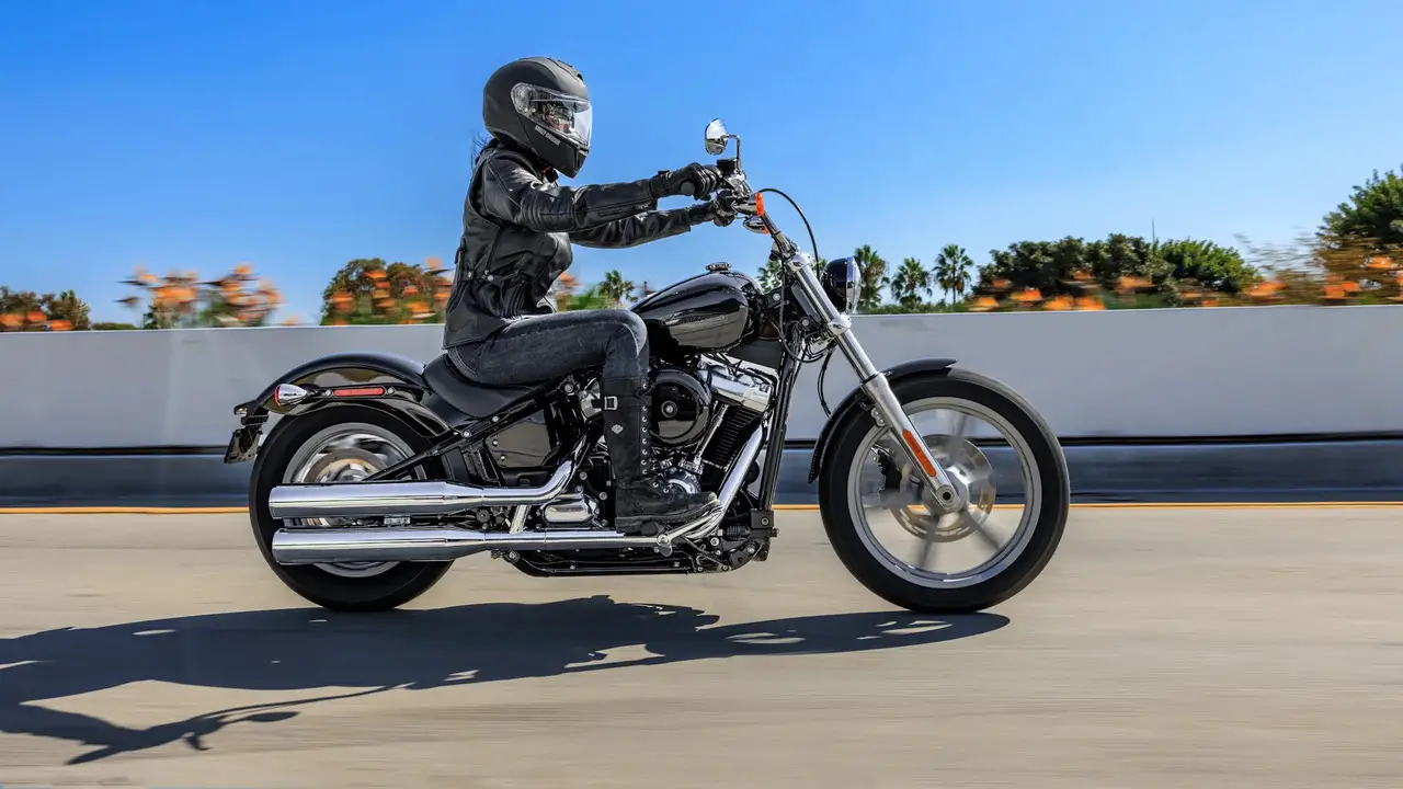 Harley Davidson Cruiser Motorcycles - White Star Rides