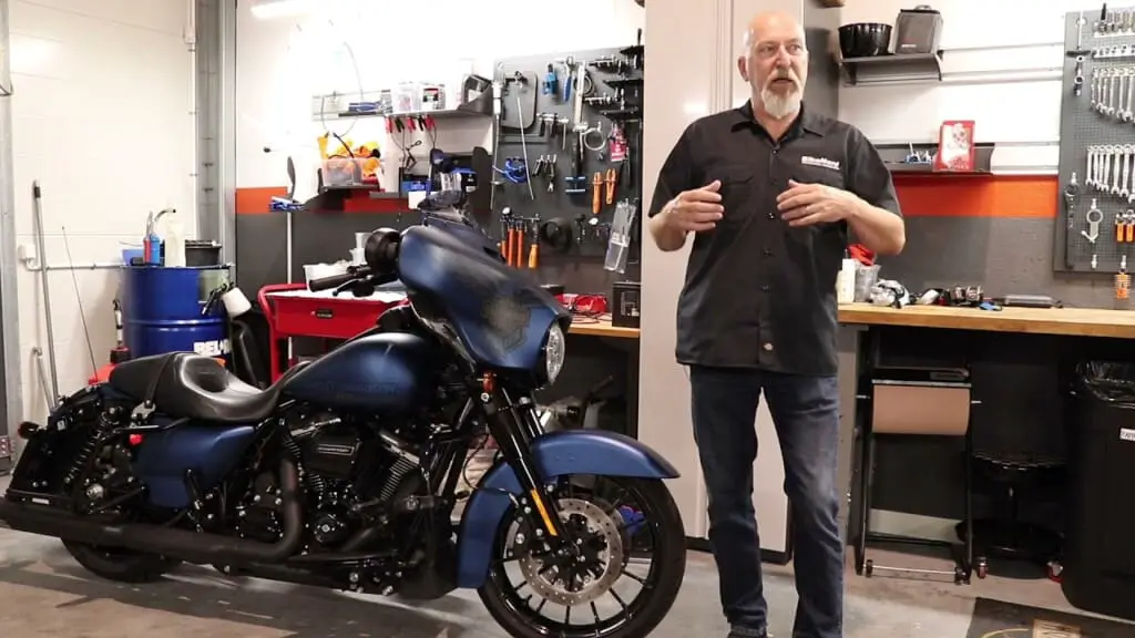How To Lower A Harley-Davidson - White Star Rides