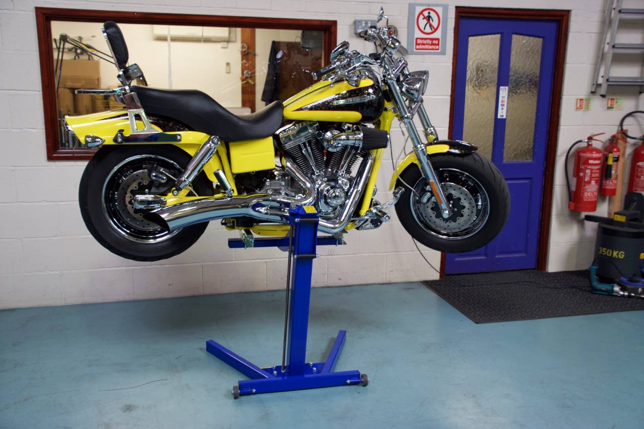 What Are The Different Types Of Motorcycle Lifts Available For Harley ...